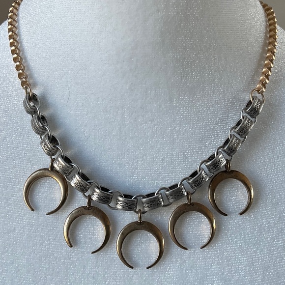 Metal Crescent Moon Necklace | Jewelry | Metal Crescent Moon Necklace ...